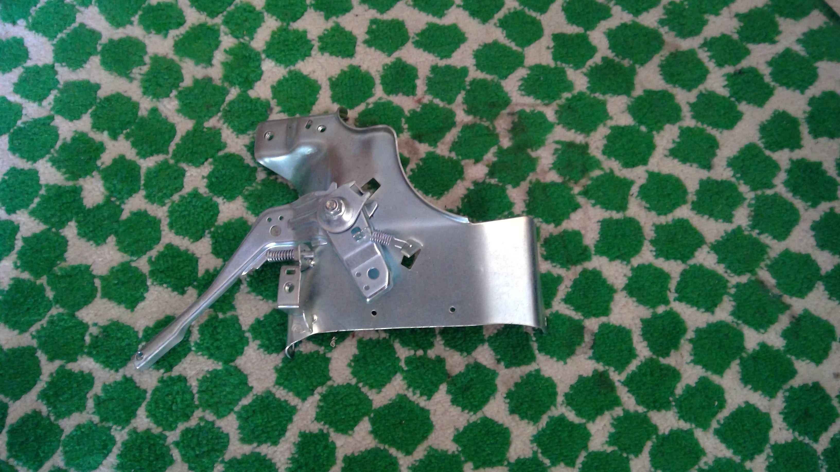 Throttle Lever Stock GX390 | LEWIS PERFORMANCE KART PARTS AND ACCESORIES